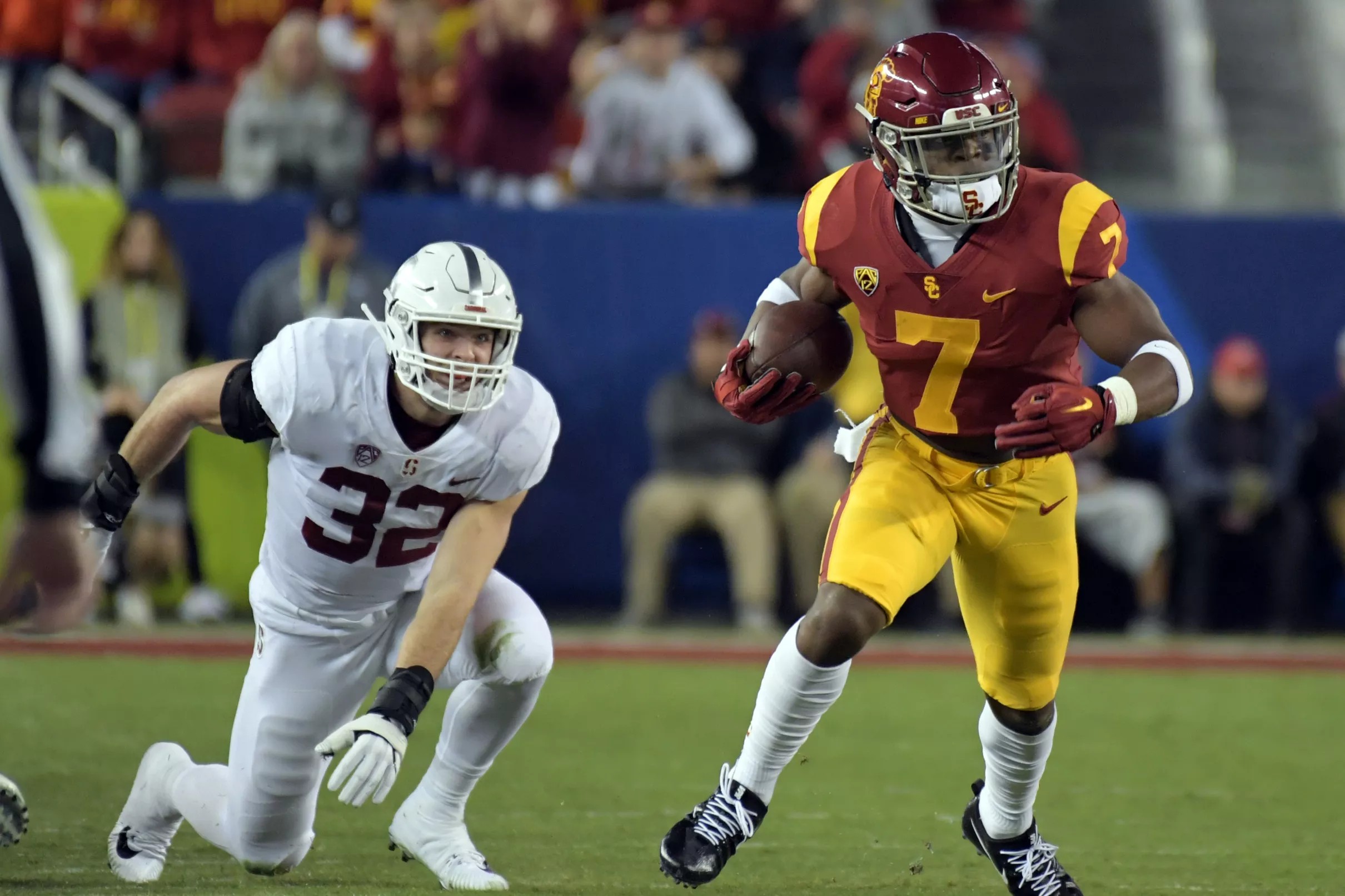 Stephen Carr named to Doak Walker Award Watch List
