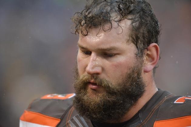 Joe Thomas Trade Rumors: Latest News, Speculation on Browns LT