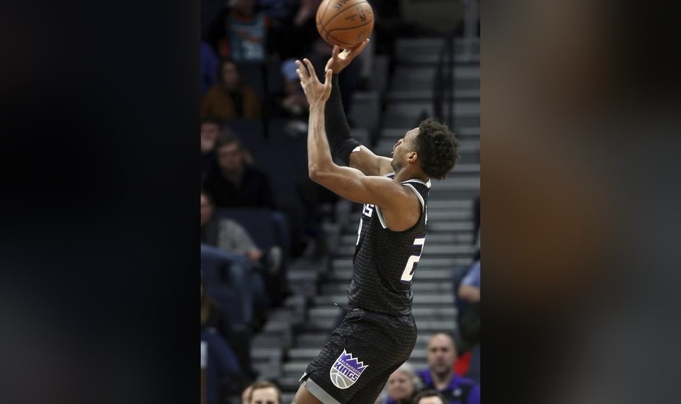 Big 12 to Lincoln Riley: Horns Down will draw flag