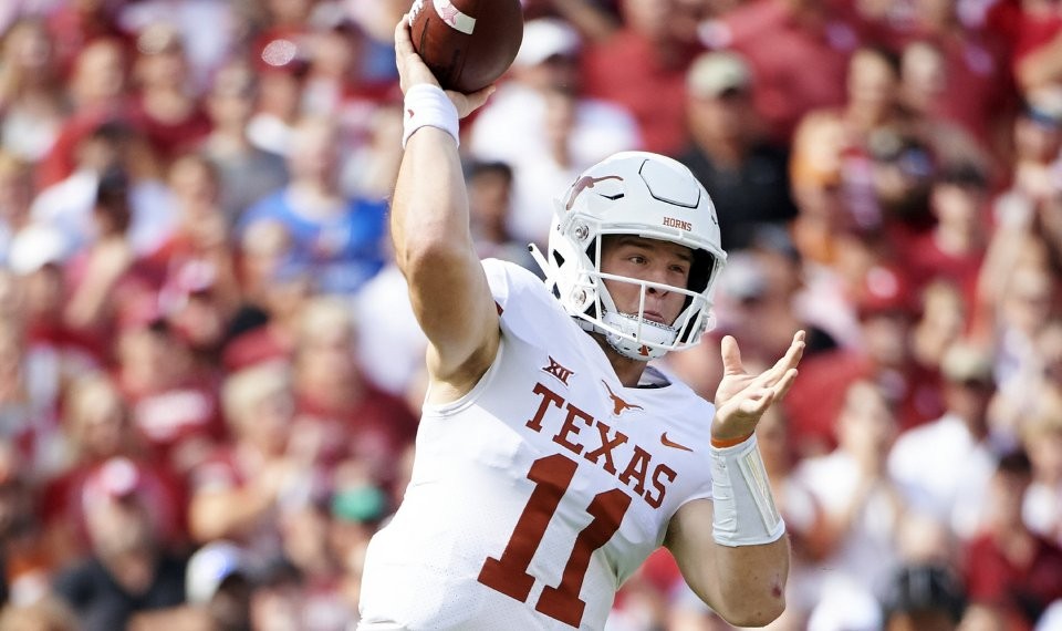 Texas quarterback Sam Ehlinger's shoulder 'not great'