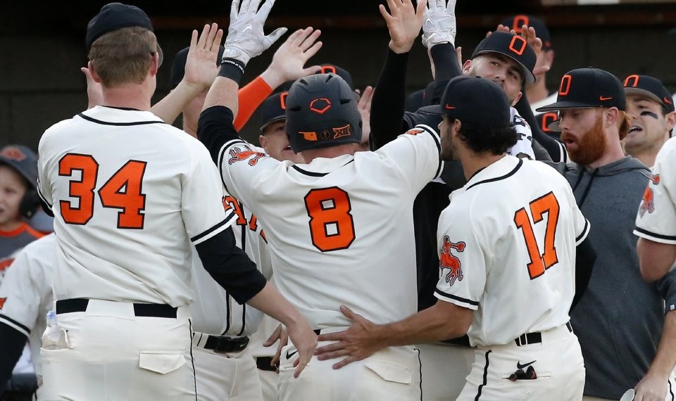 Bryce Carter's late home run lifts Cowboys to Bedlam win