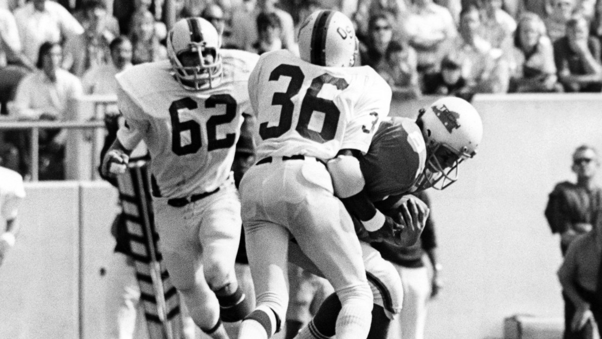 Hokies, Pokes set to meet for the first time since 1972