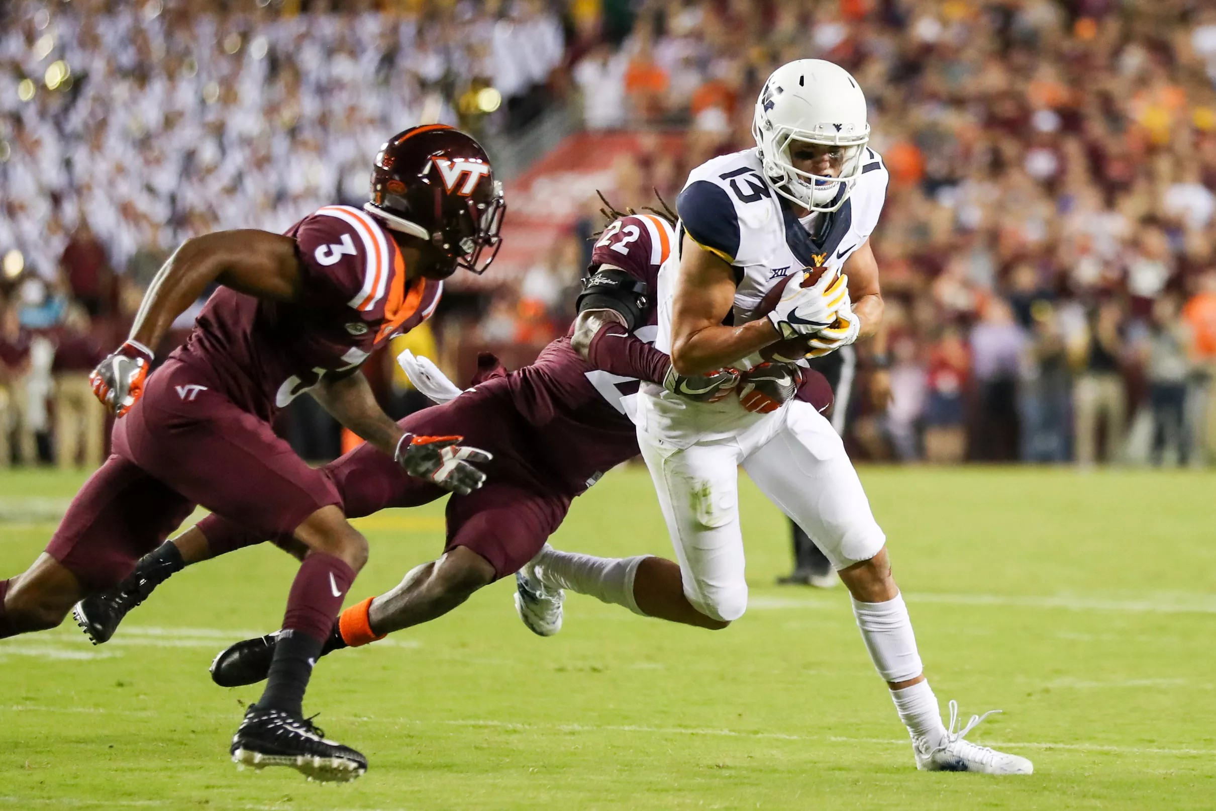 At the Half Virginia Tech Leads West Virginia, 10-7