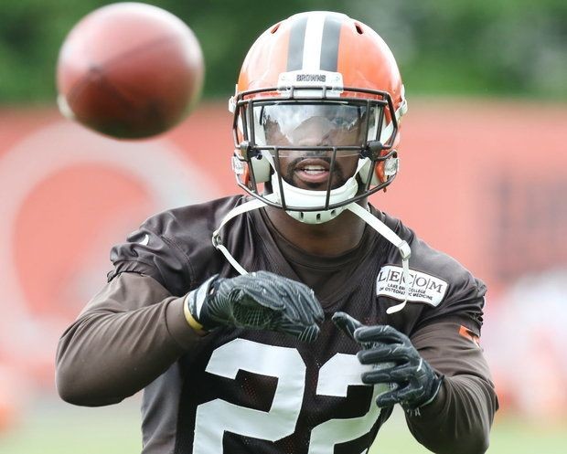 Tyvis Powell was scheduled to throw out first pitch before Friday's ...