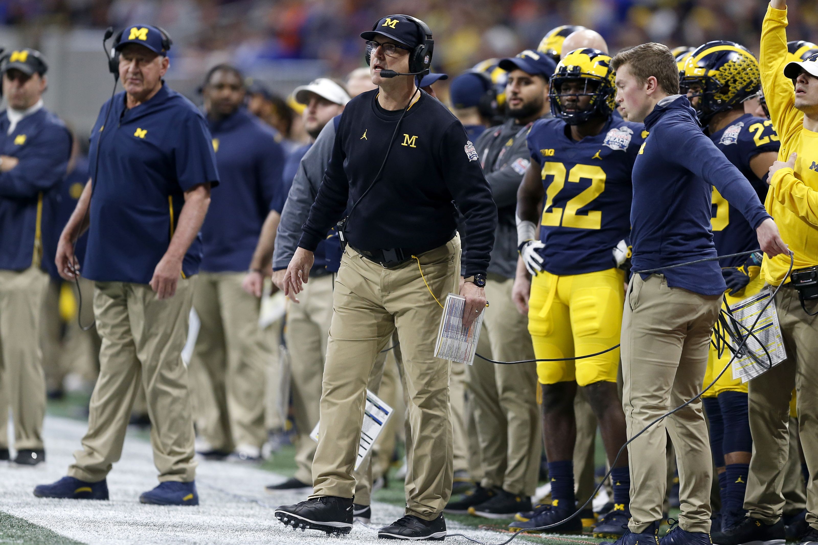 Michigan Football: 8 headlines surrounding the Wolverines