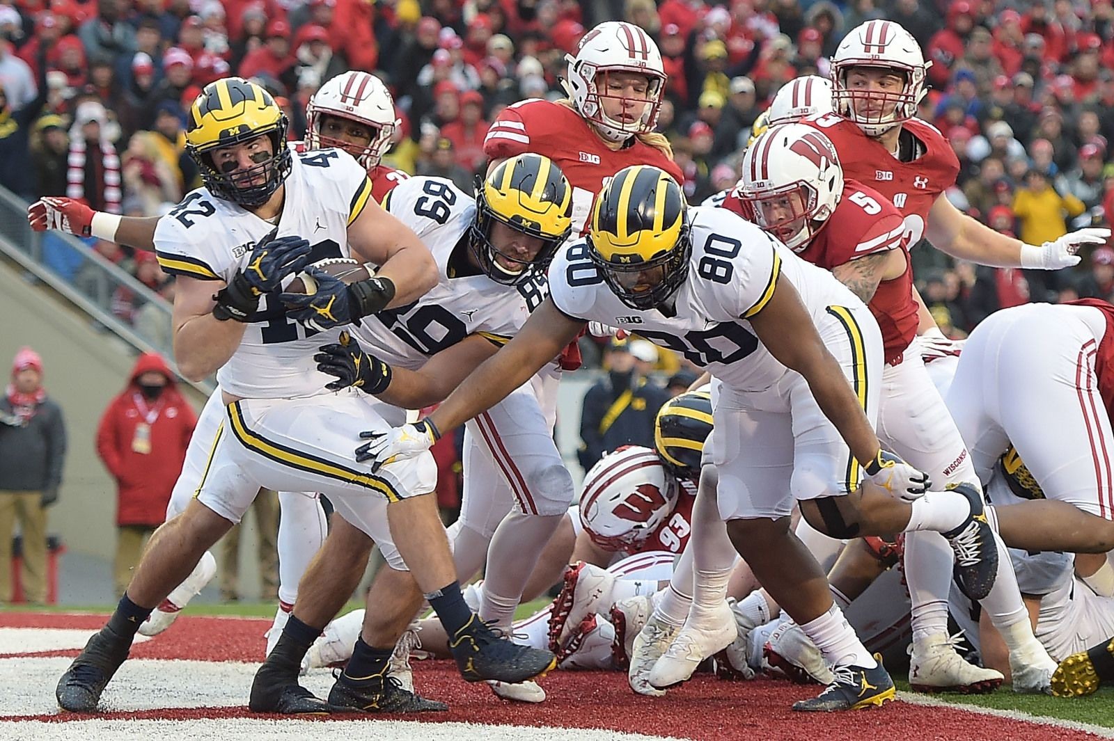 Meet Michigan Football’s newest two-way player