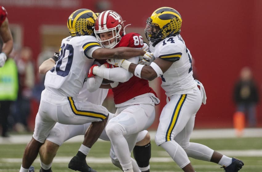 Michigan Football: Wolverines in a battle for 3-star DB Ryan Barnes