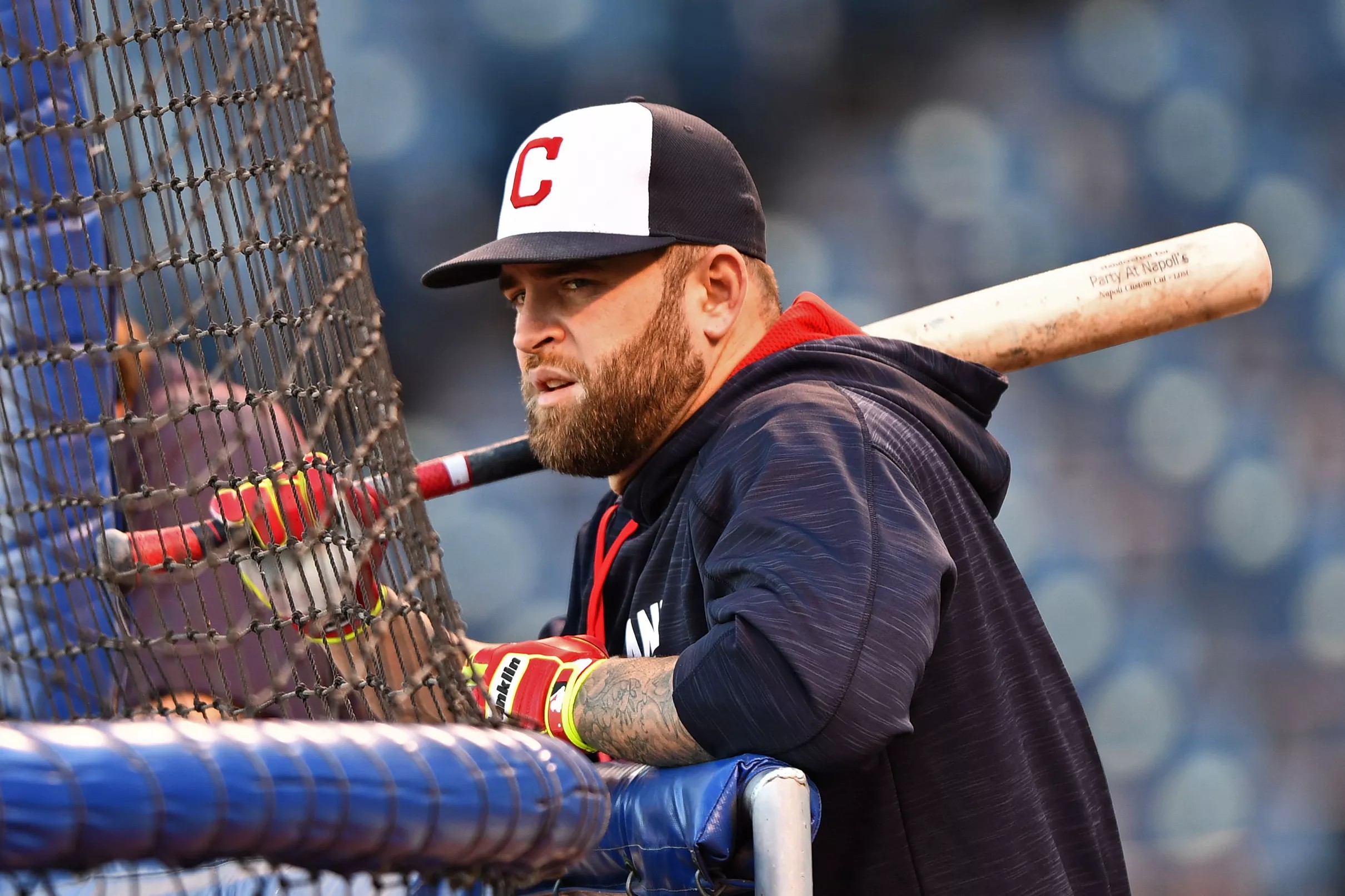 Mike Napoli returns to Cleveland Indians on a minor league deal