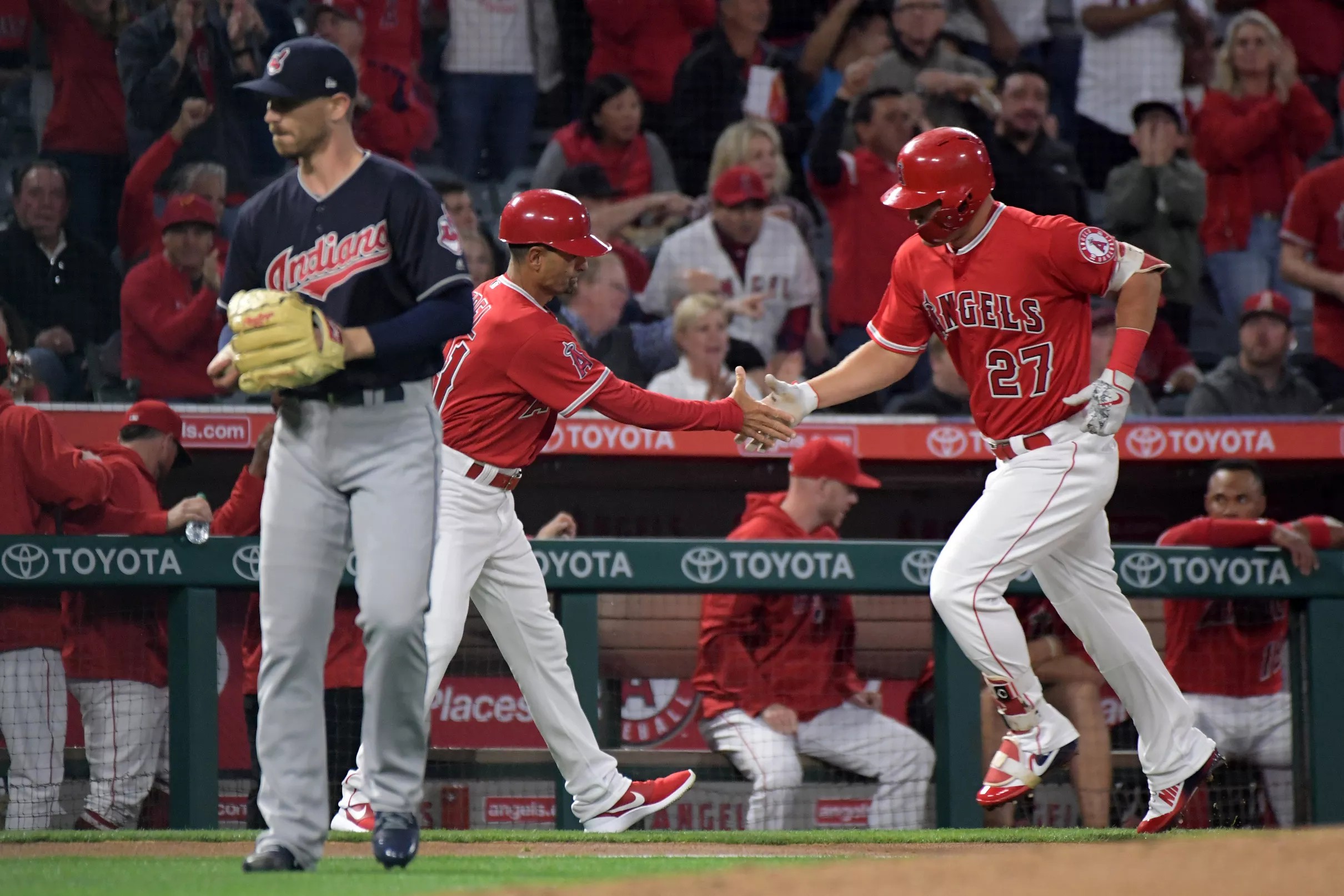 Extra rest to help Josh Tomlin recover from back issues