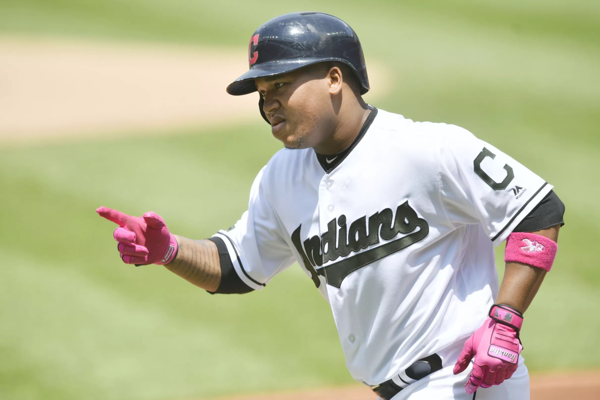 Jose Ramirez’s amazing 17-pitch at-bat helps fuel comeback