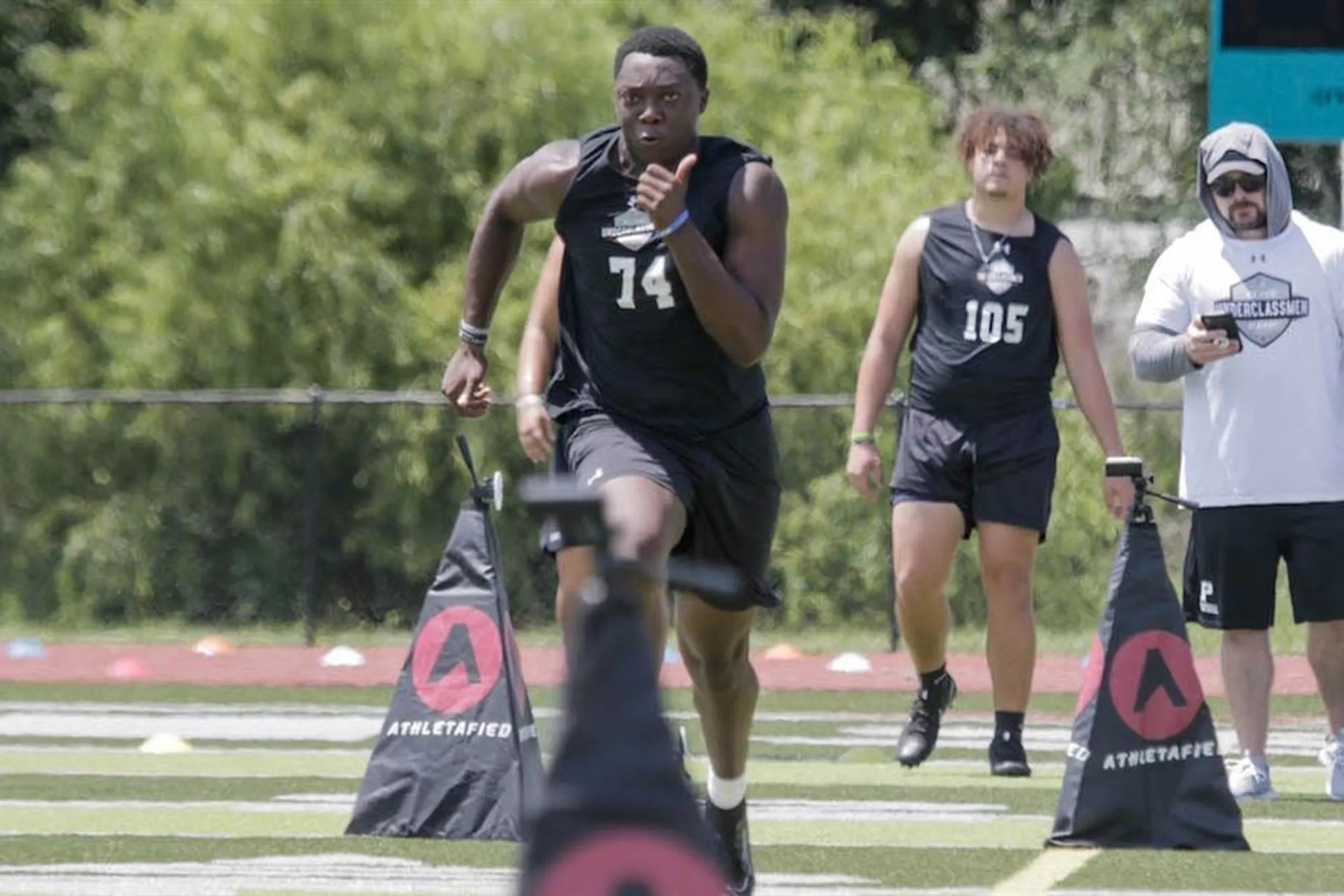 Welcome To The U, Thomas Davis