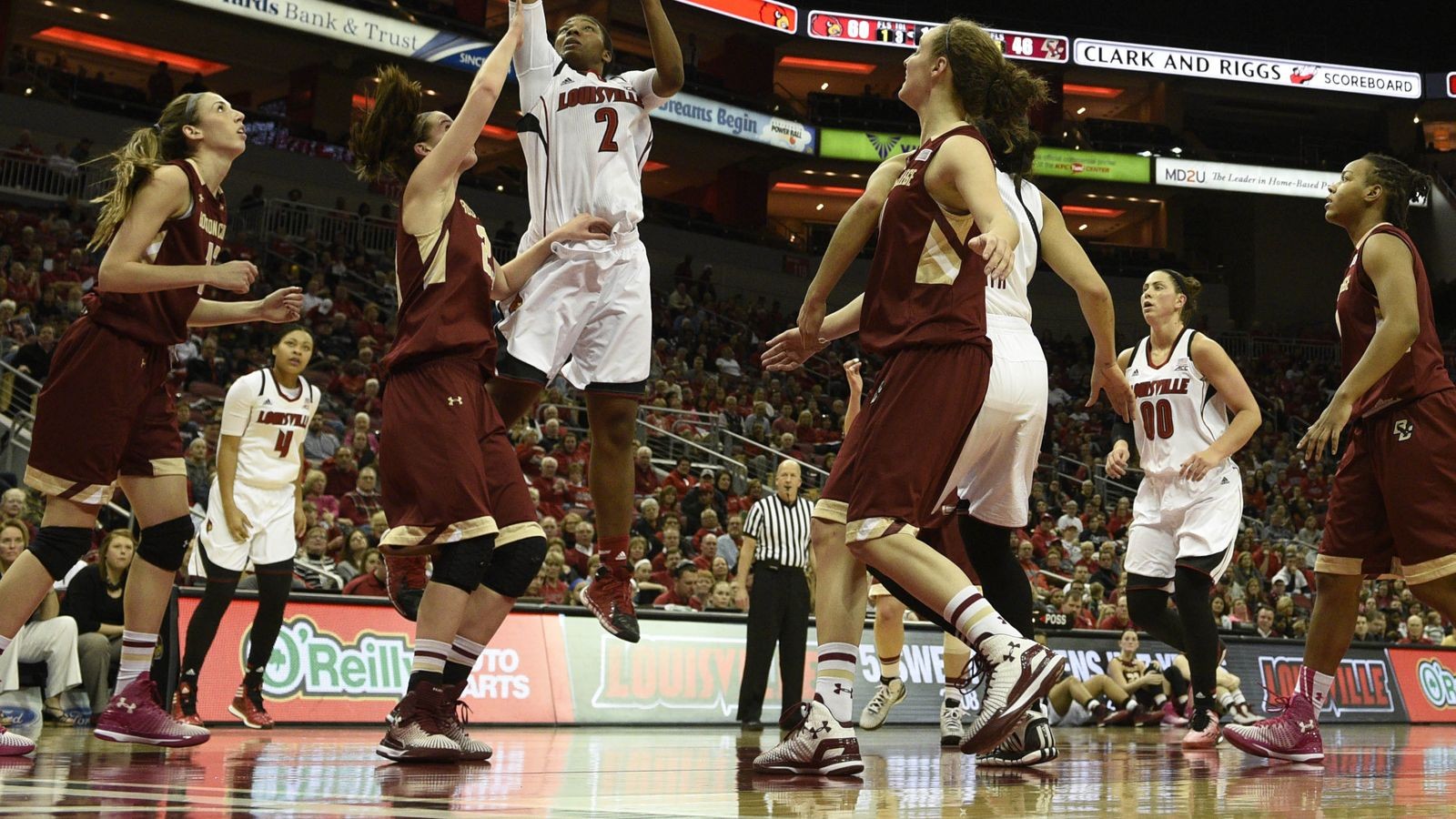 Kelly Hughes Leads WBB to a Win