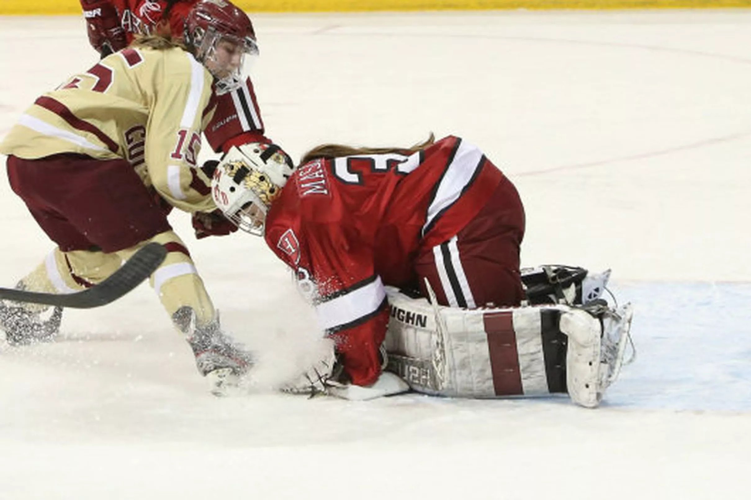 Emily Field Re-Signs With Boston Pride