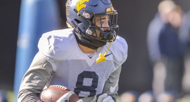 Departing WVU receiver Marcus Simms officially enters transfer portal