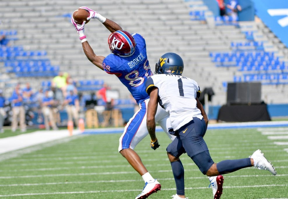 Early reviews on Pitts at CB? Gibson says ‘he’s playing well’