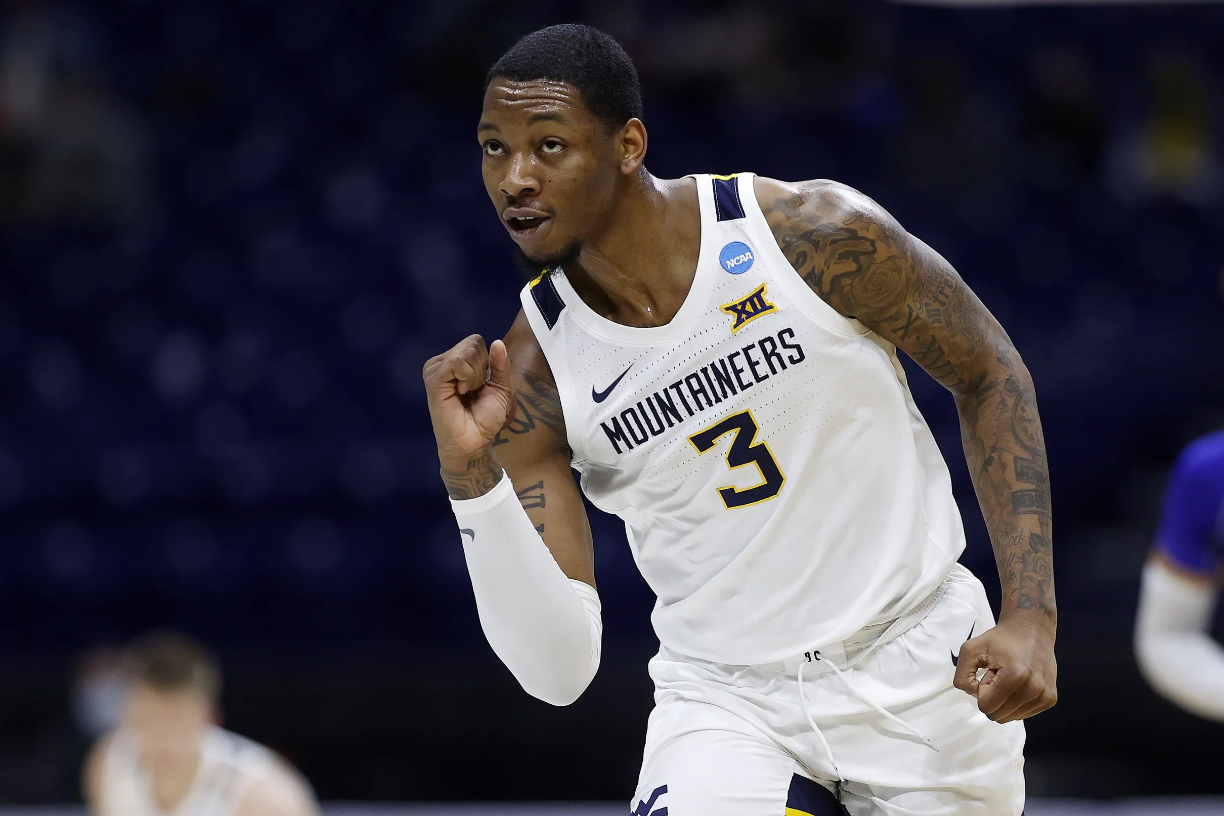 Gabe Osabuohien announces his return to West Virginia & Bob Huggins ...