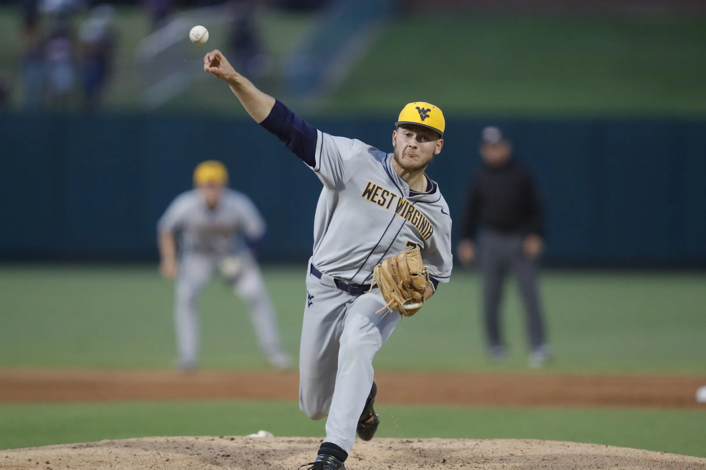 THE SHOTGUN THROWDOWN: Jacob Watters named National Player of the Week