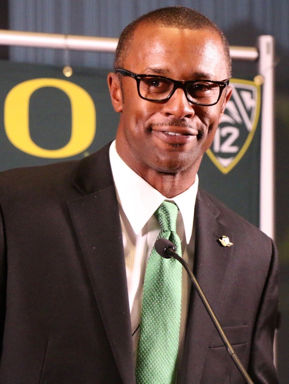 Willie Taggart is building his Oregon Ducks coaching staff 'as quick as ...