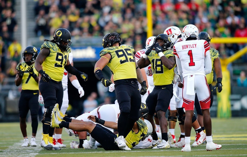 'Energized' Austin Faoliu back to full strength, boosting Oregon ...