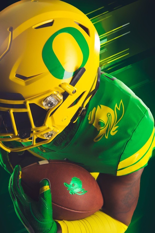 Oregon Ducks to wear yellow and green uniforms against Arizona