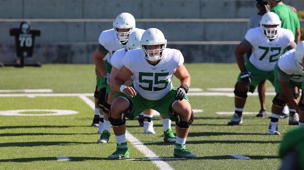 Oregon's Jake Hanson named to Rimington Award watch list