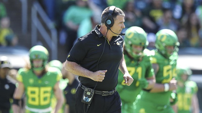 “Saturday Night Live” Returns To Autzen Stadium