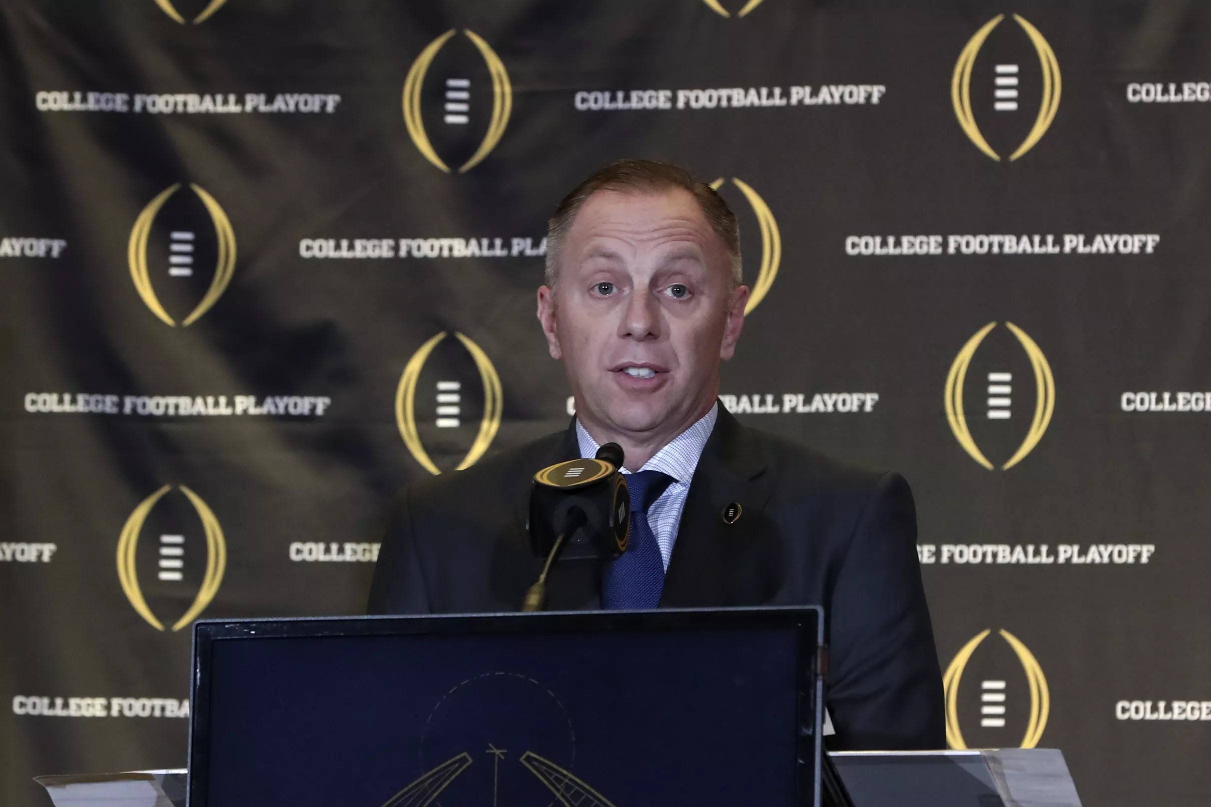 Oregon AD Rob Mullens: Candidate for Texas A&M Athletics Director position?