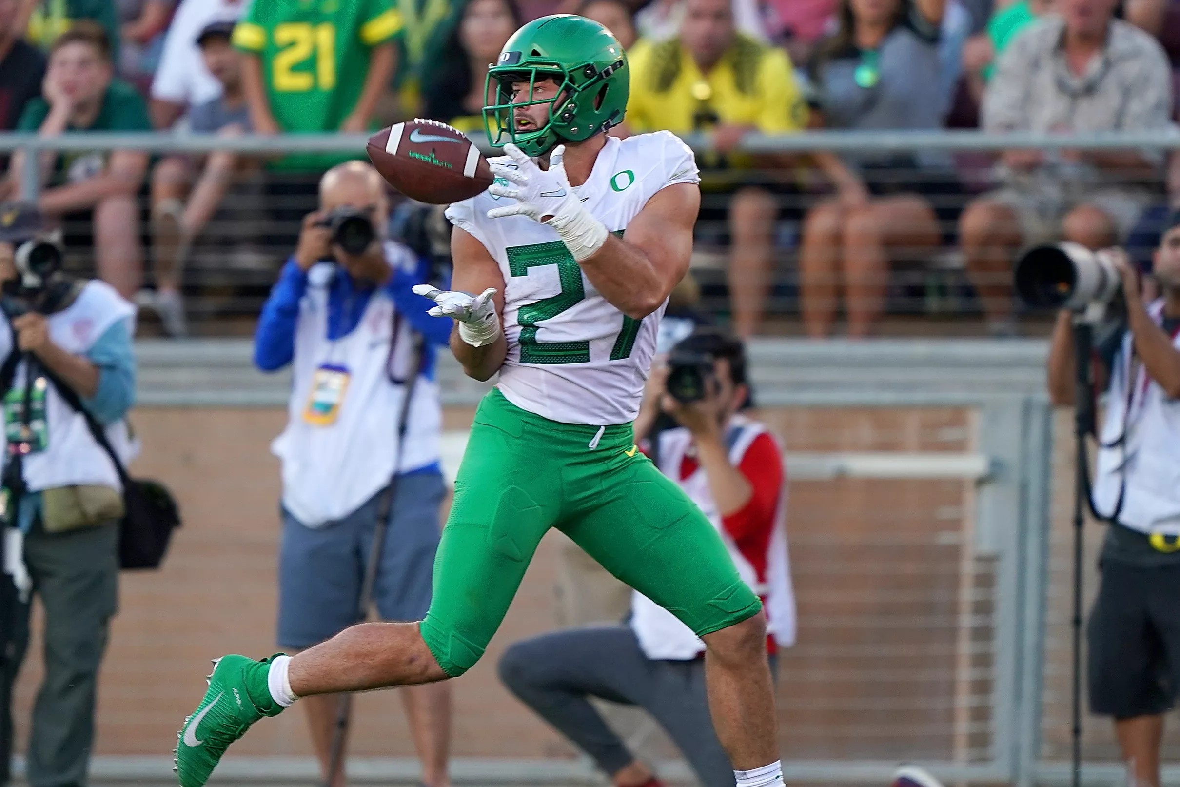 Oregon Opens Conference Play with Victory, Ducks 21 - Cardinal 6