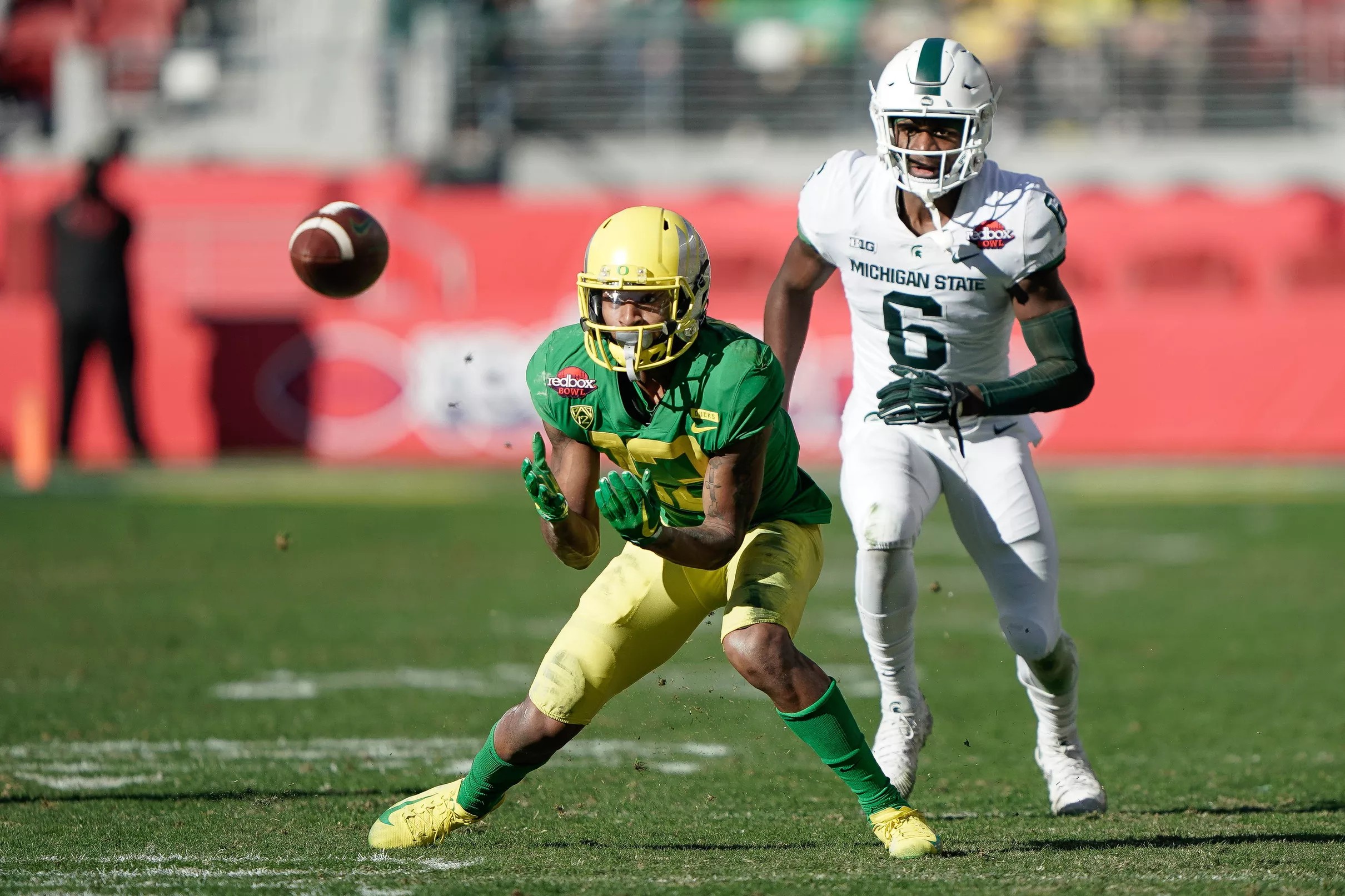 4* Wide Receiver Kris Hutson Commits to Oregon