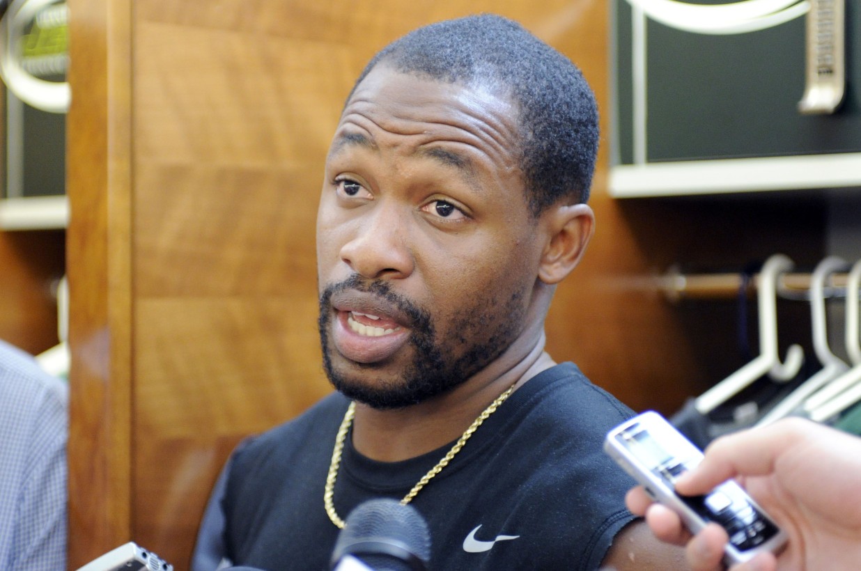 Ex-Jet bizarrely going after ESPN in $50 million suit