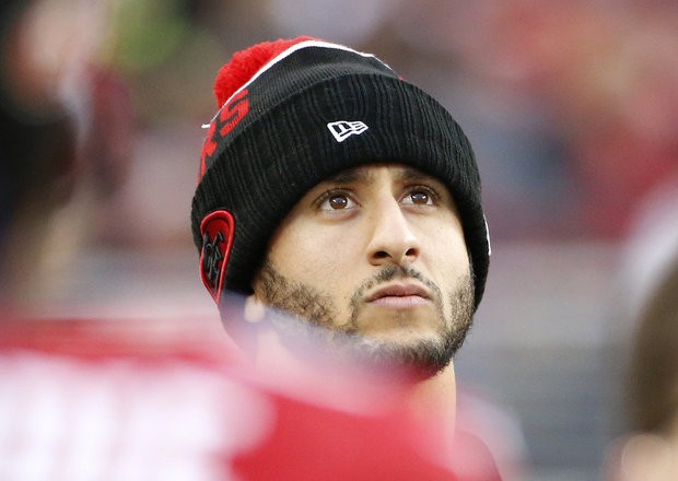 Colin Kaepernick wears socks depicting cops as pigs at 49ers practice ...