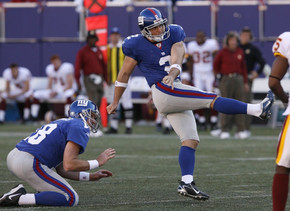 Jay Feely poses holding gun with daughter, prom date | Ex-Giant, ex-Jet ...