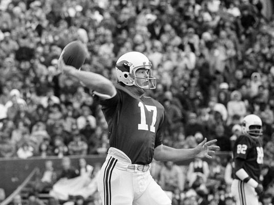 Longtime QB Jim Hart will join Arizona Cardinals greats in the ring of ...
