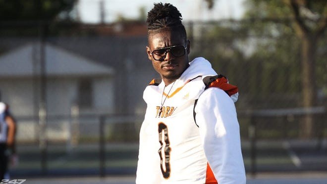 Michigan football signs Darrius Clemons, a big-body 4-star WR who says ...