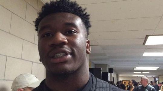 Michigan lands another Paramus Catholic star, LB Drew Singleton