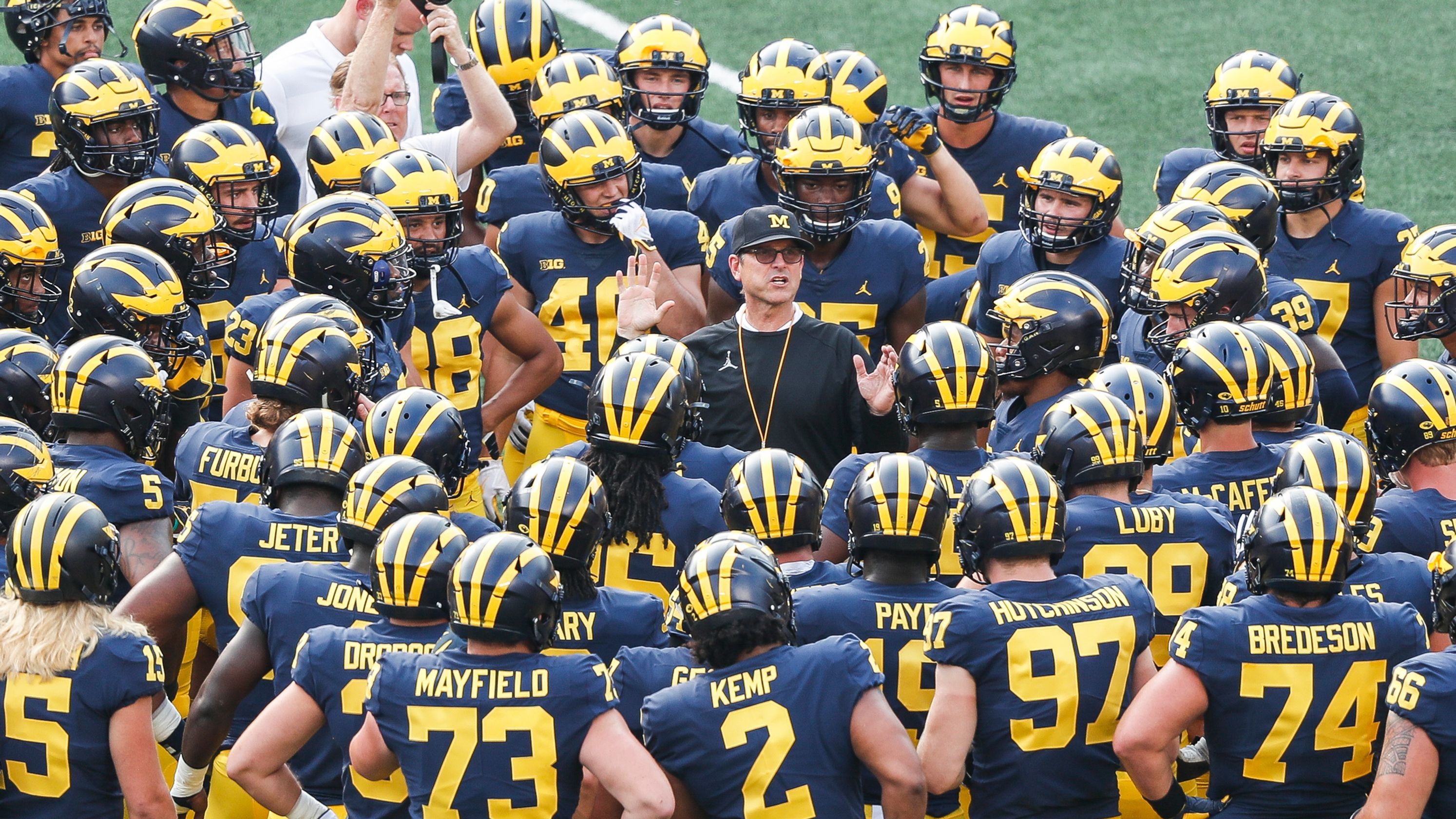 Michigan football live chat recap: Could a quarterback transfer?