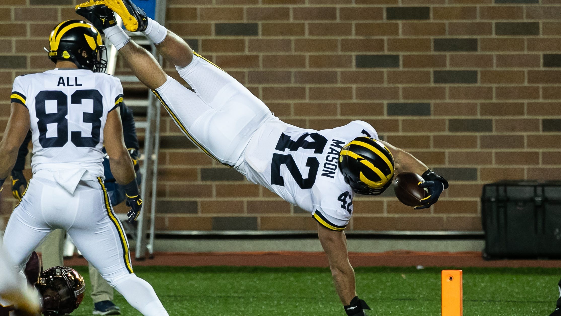 Michigan football's most enthusiastic blocker Ben Mason feels 'back at ...