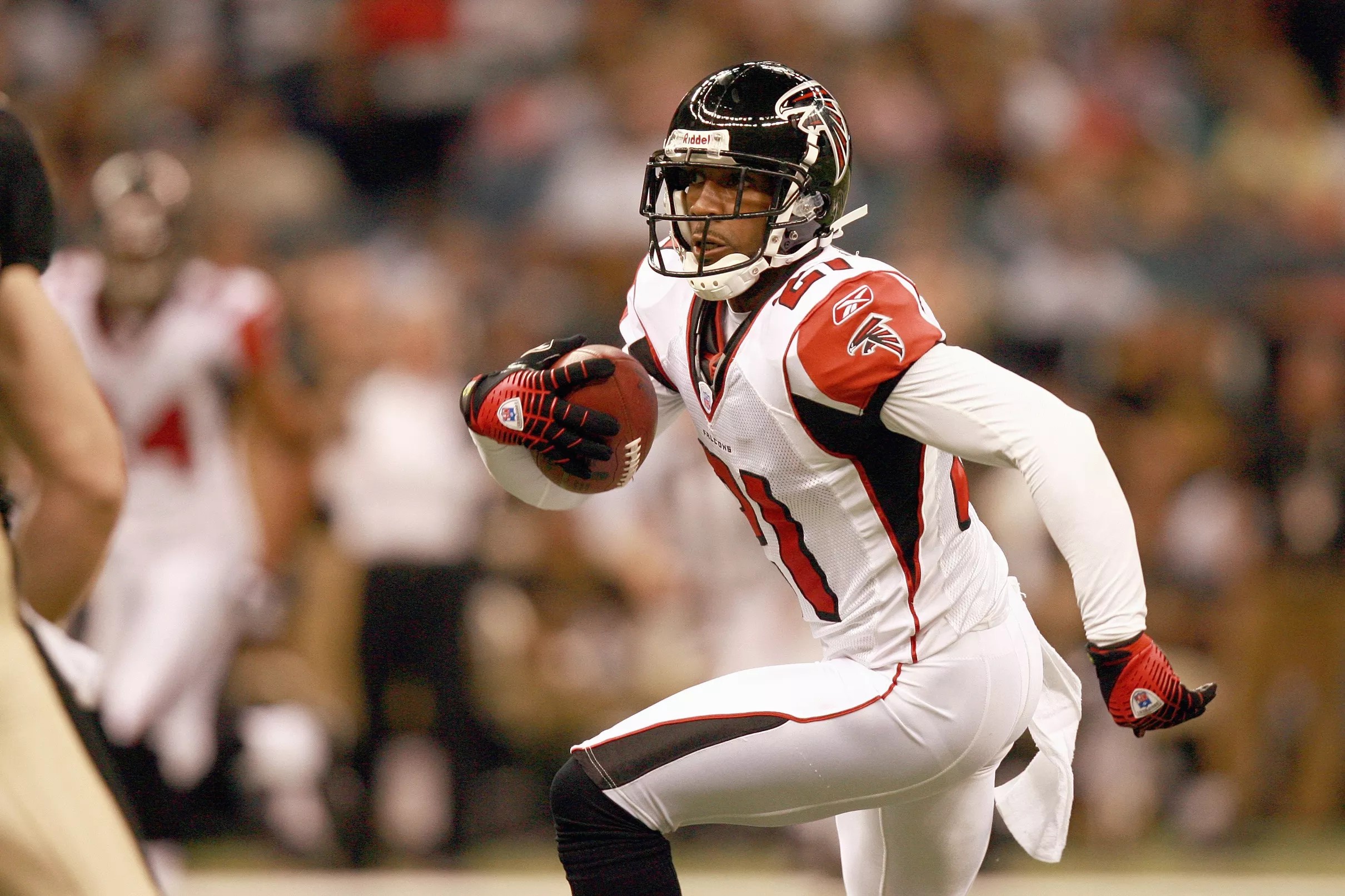 Former Falcon DeAngelo Hall retires from the NFL