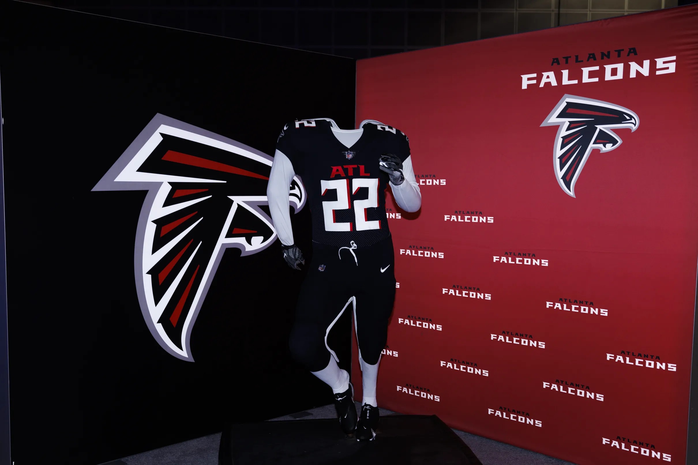 Falcons announce jersey numbers for new additions