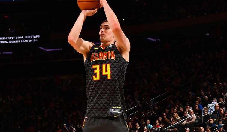 Hawks Sign Tyler Cavanaugh To Multi-Year Contract