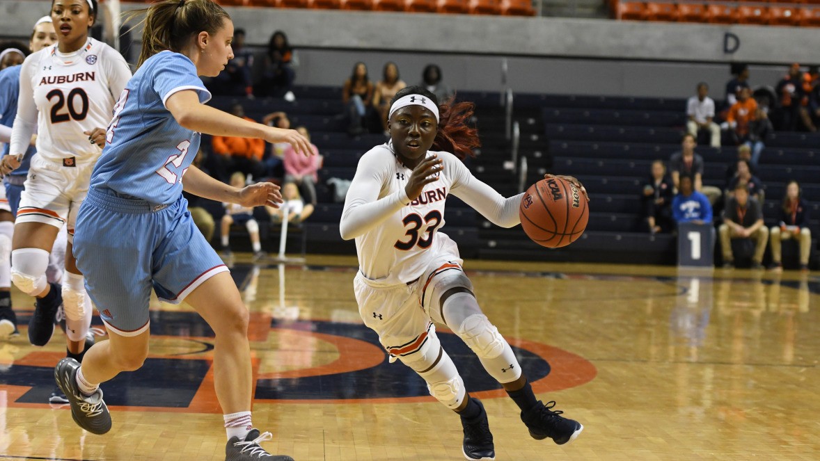 McKay matches career-high in 75-59 win over LA Tech
