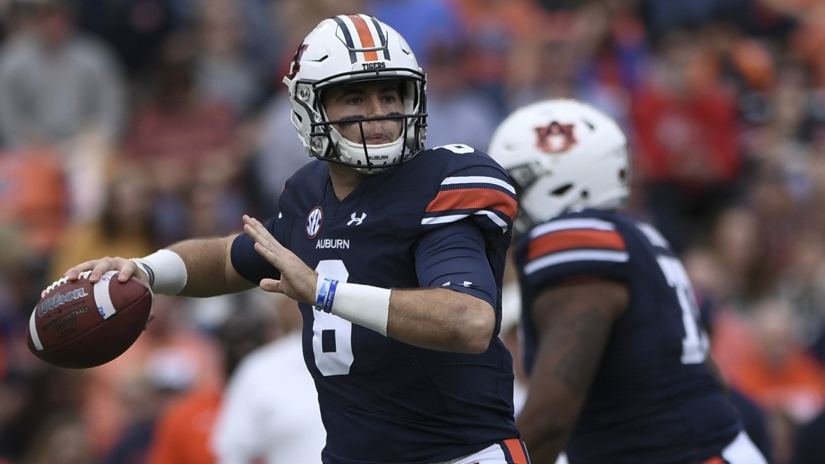 Jarrett Stidham makes list of finalists for Manning Award