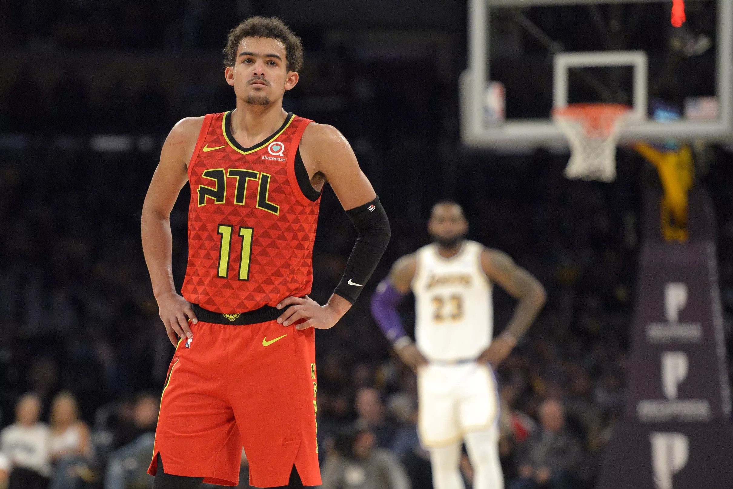 Hawks use Double Drag screens to great effect against Lakers