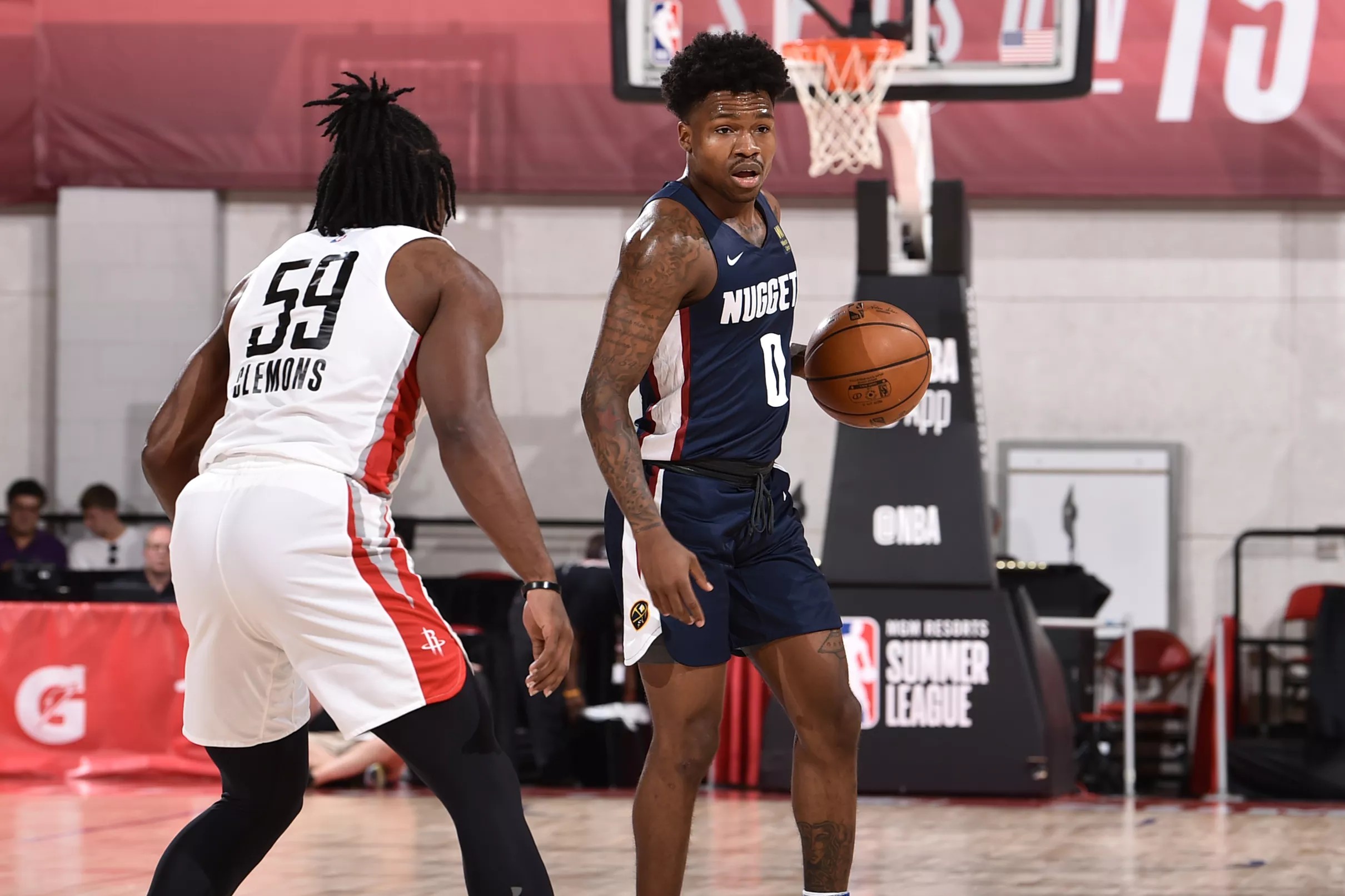 Introducing Two-Way signing Brandon Goodwin