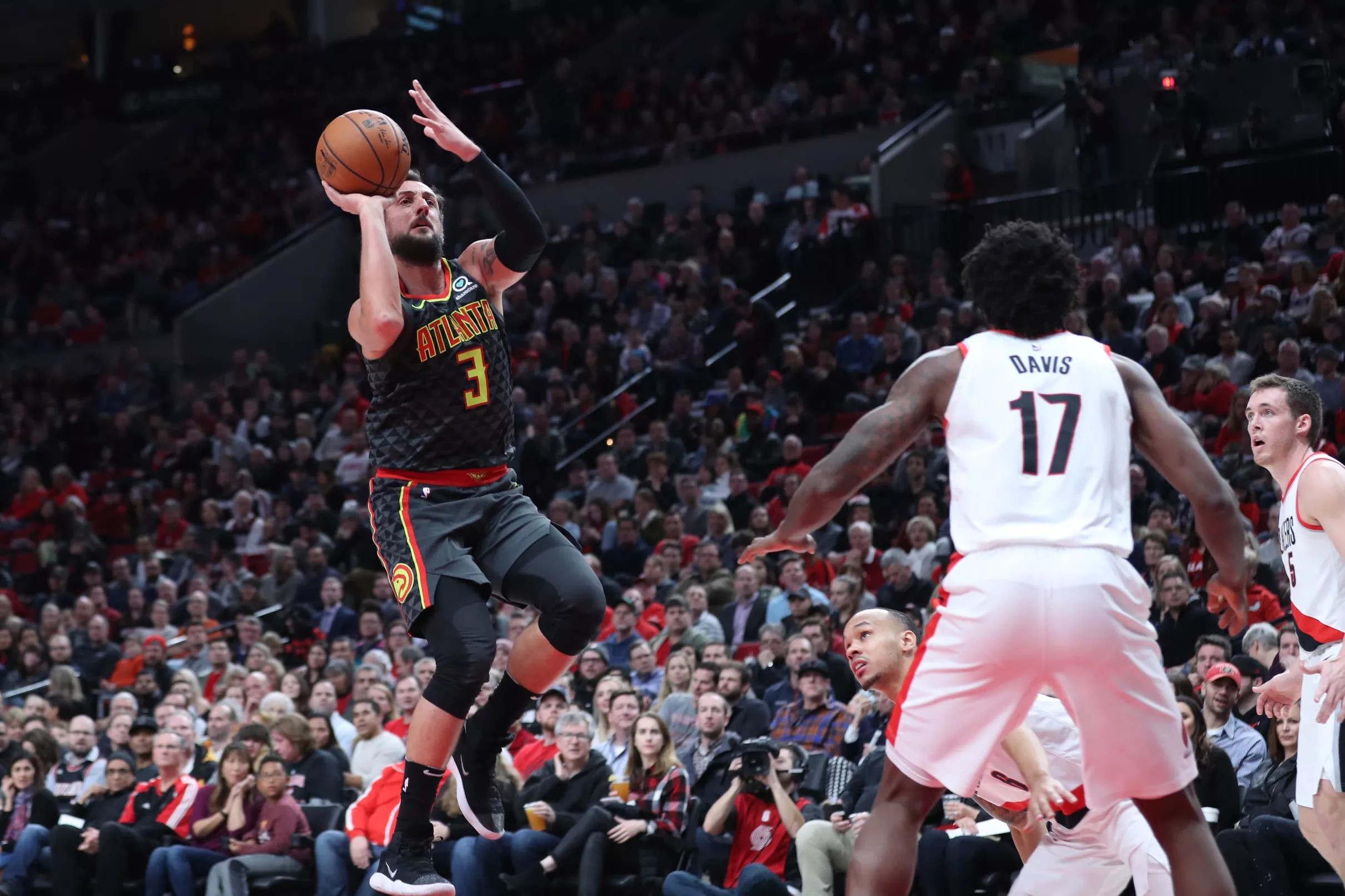 Hawks pummeled in 110-89 loss to Portland