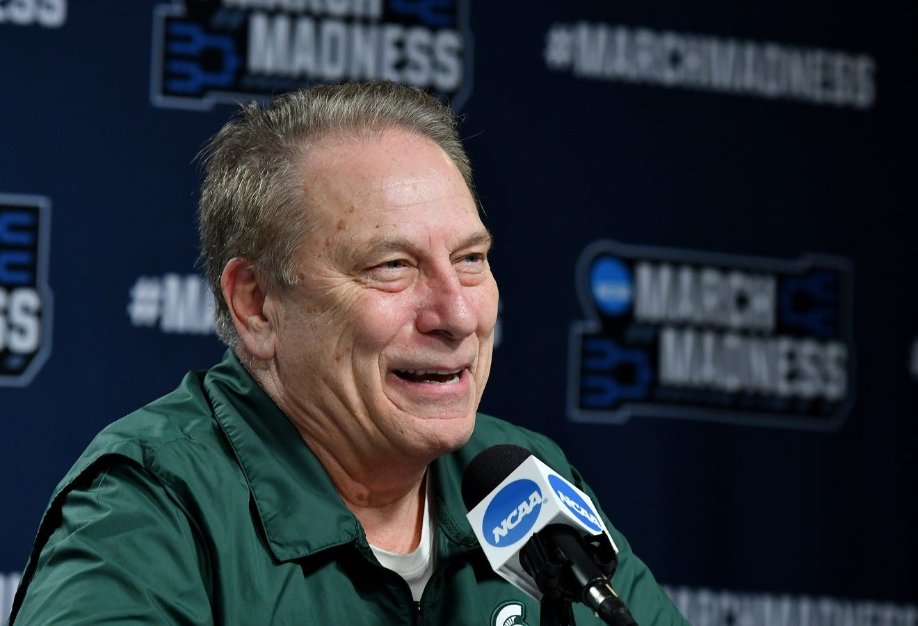 Michigan State's Tom Izzo signs new five-year rollover contract