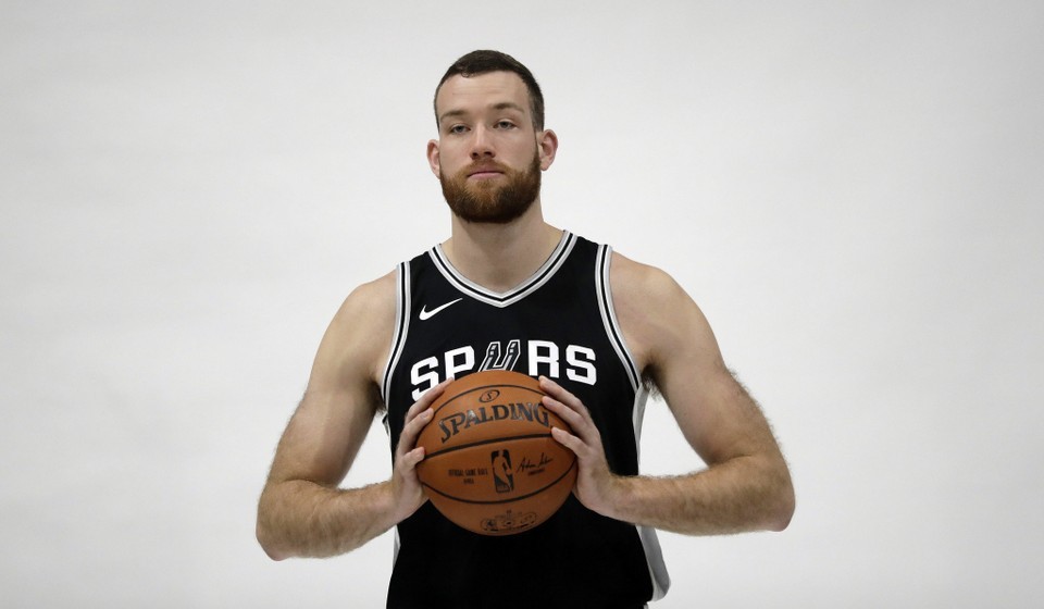 Matt Costello celebrates NBA G League crown with Austin Spurs