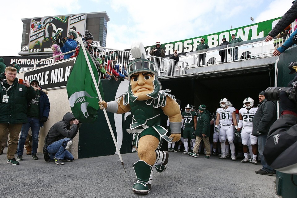 Michigan State football schedules home-and-home series against Washington