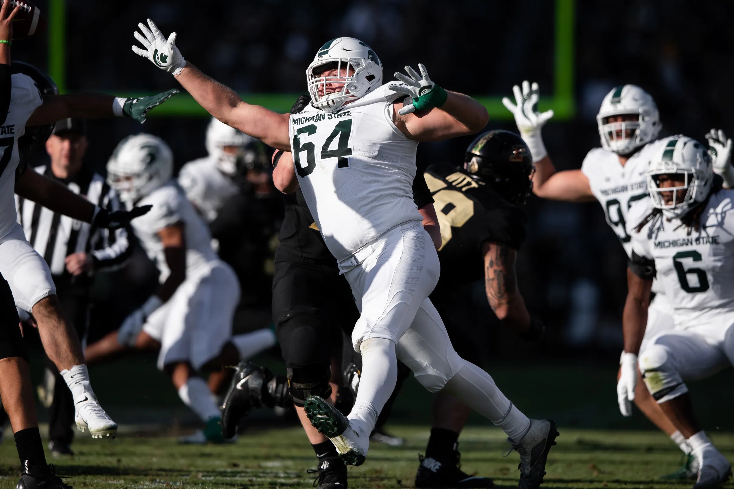 Michigan State Football: Jacob Slade (Outland Trophy), Xavier Henderson ...