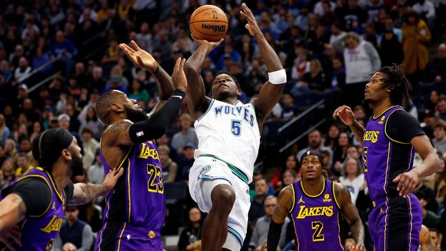 Five facts about Netflix's 'Starting 5' NBA players